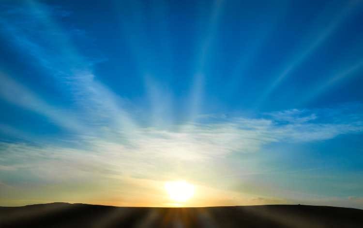 Sky With Sun Rays