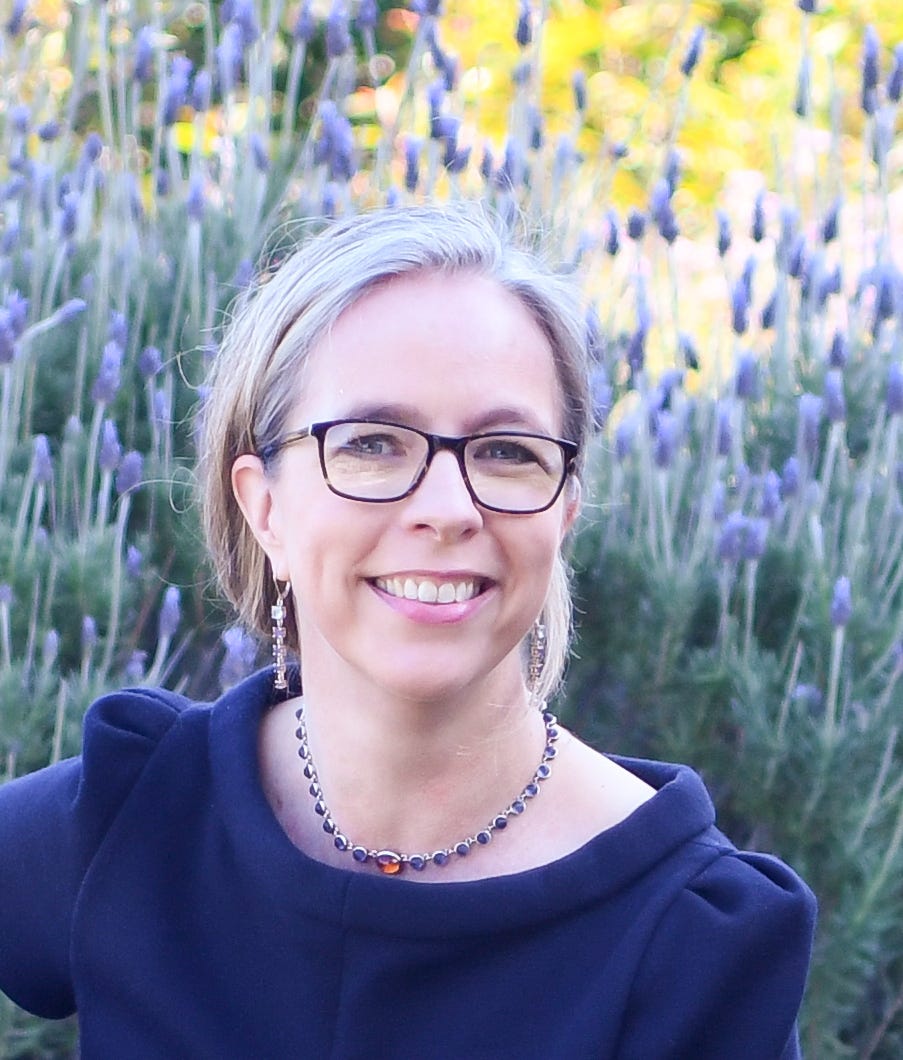 Julia Phelan's Instagram, Twitter & Facebook on IDCrawl