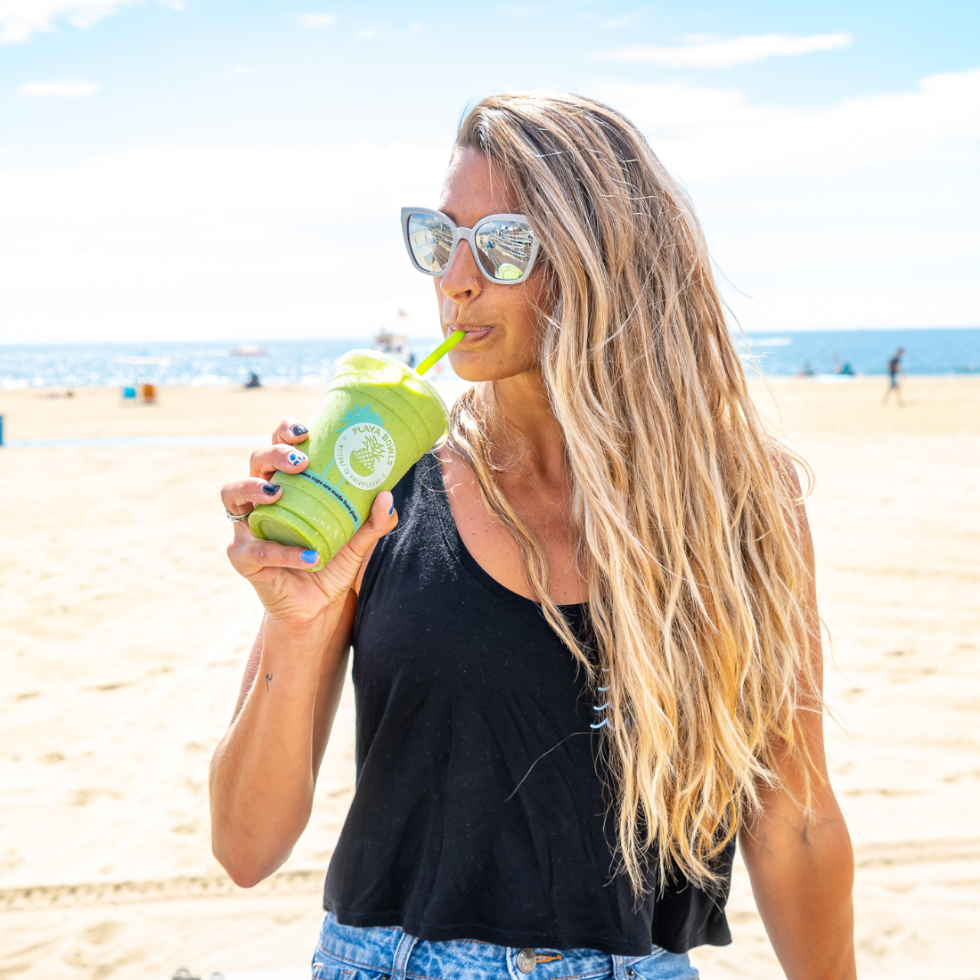 Beach Cocktail Girl Playa