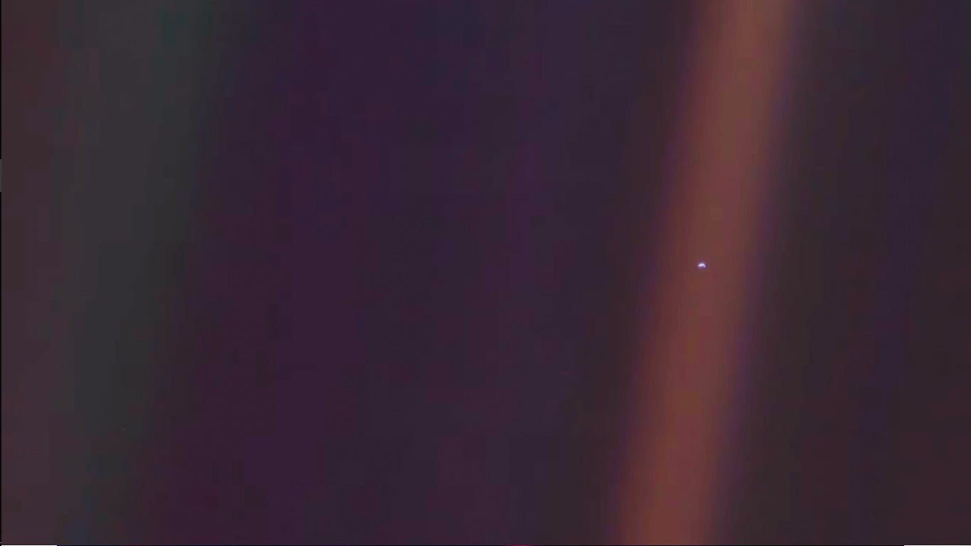 Pale Blue Dot Nasa