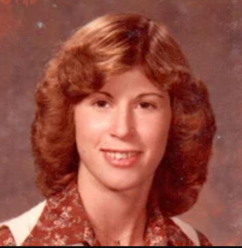 Susan Pulling's Instagram, Twitter & Facebook on IDCrawl