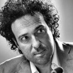 Luca Alagna – Medium