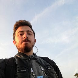 Dimitris Loukas – Medium
