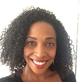Alexis Charles – Medium
