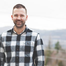 Casey Sullivan – Medium