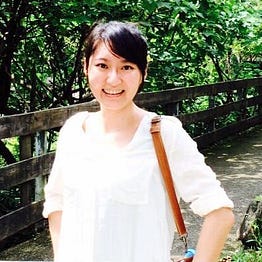 Ellie Lai – Medium
