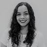 Larissa Moreti – Medium