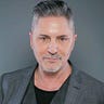 Kevin James Bennett – Medium