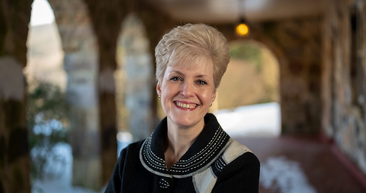 Heidi Stone of Mountain Lake Lodge On How To Create A Travel Experience ...