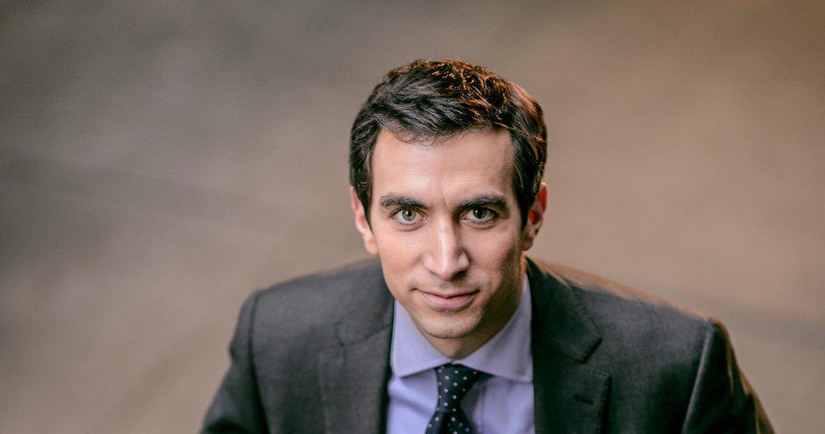 Andrew Ross Sorkin’s Secret Life Hack | by Thrive Global | Thrive ...
