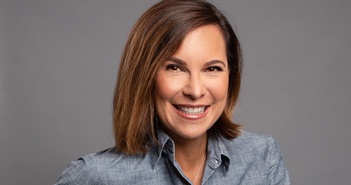Brenda Feldman of InchBug: 5 Ways To Create a Wow! Customer Experience | by Tyler Gallagher ...