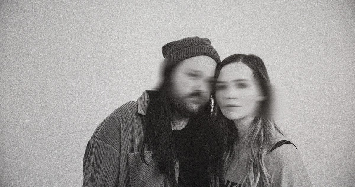 Rising Music Stars Amanda June and Cole Vosbury of The Lovers On The ...
