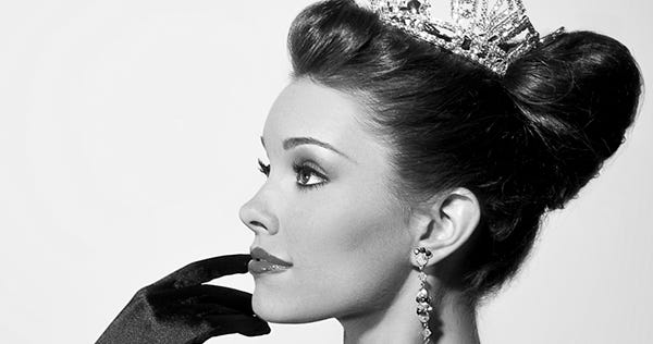 Audrey Hepburn, poetry, and sage advice from former Miss Georgia ...