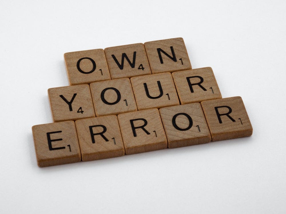 custom-error-in-golang-which-works-the-same-as-builtin-error-medium