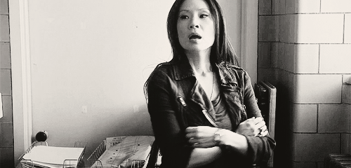 4 Body Language Gestures That Make You Look Insecure: Change Them and ...