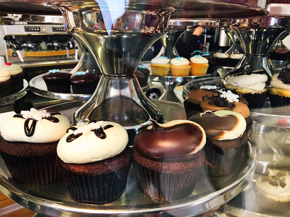 Cupcakes you must try | Baked & Wired | Georgetown Cupcake| Georgetown ...
