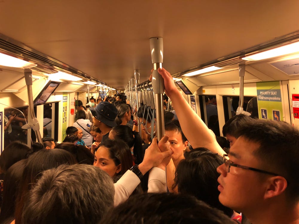 5 Ways to Make Your Commute Less Miserable In the Mornings | by AmoMama ...