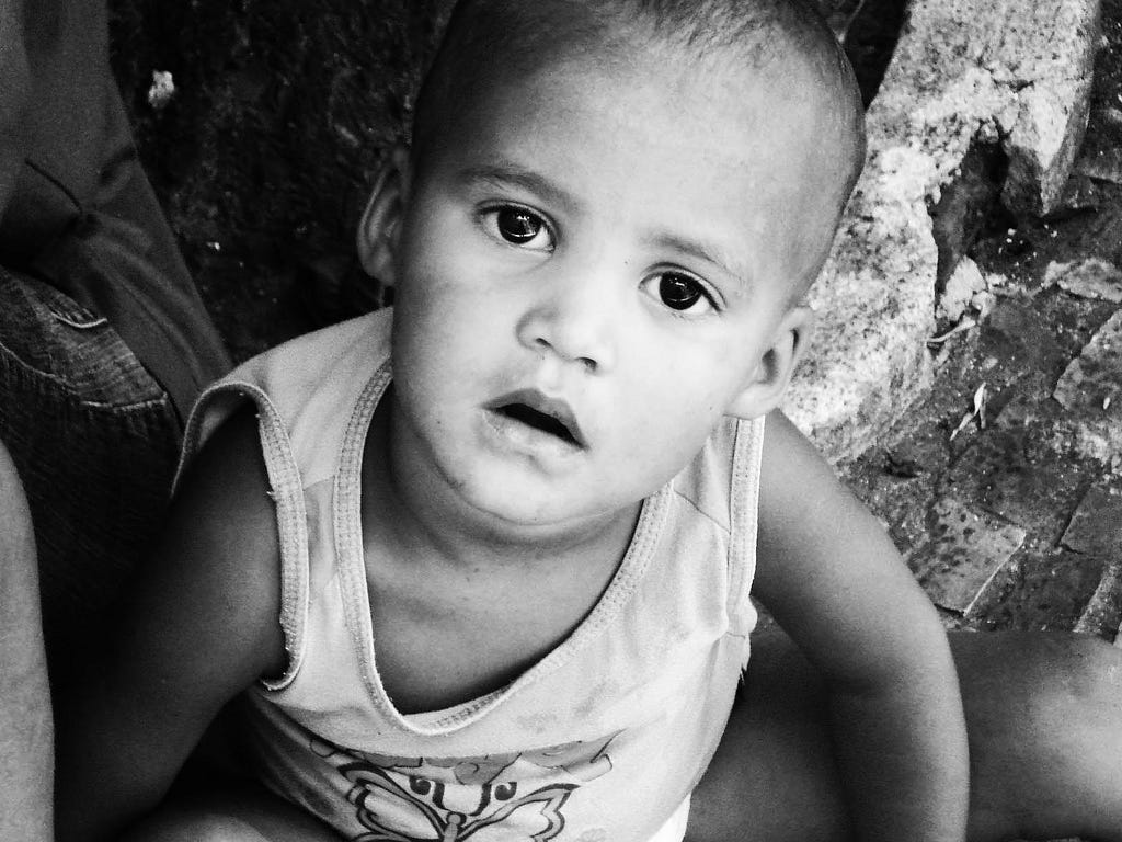 A fragilidade humana. Ando ainda pensando sobre a humanidade… | by ...