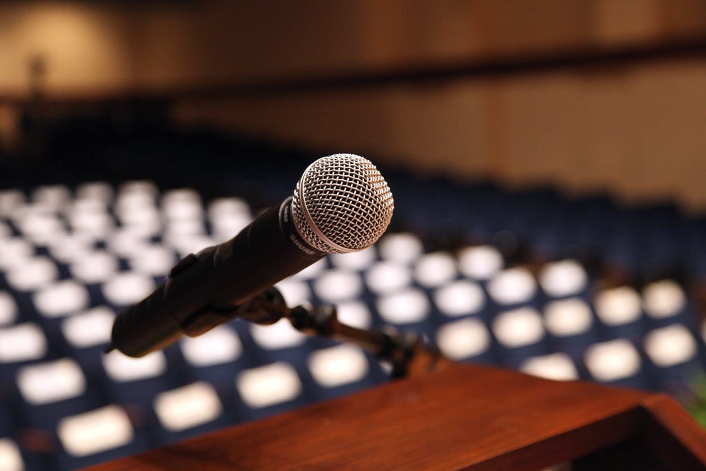 10 Tips For Effective Public Speaking | by Mike Keaton | Medium