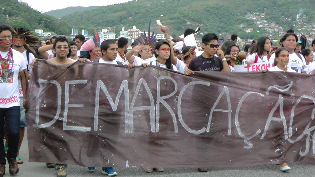 Território indígena : Uma luta diária por espaço | by Verônica Ferron ...