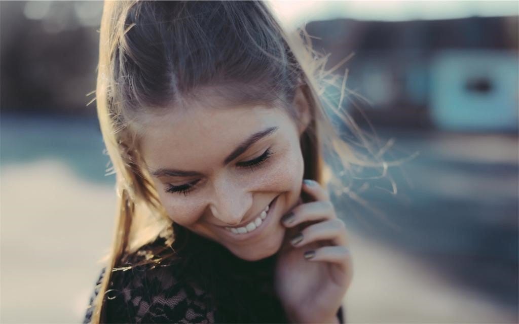 Understanding the Difference Between a Lactic, Salicylic, and Glycolic ...