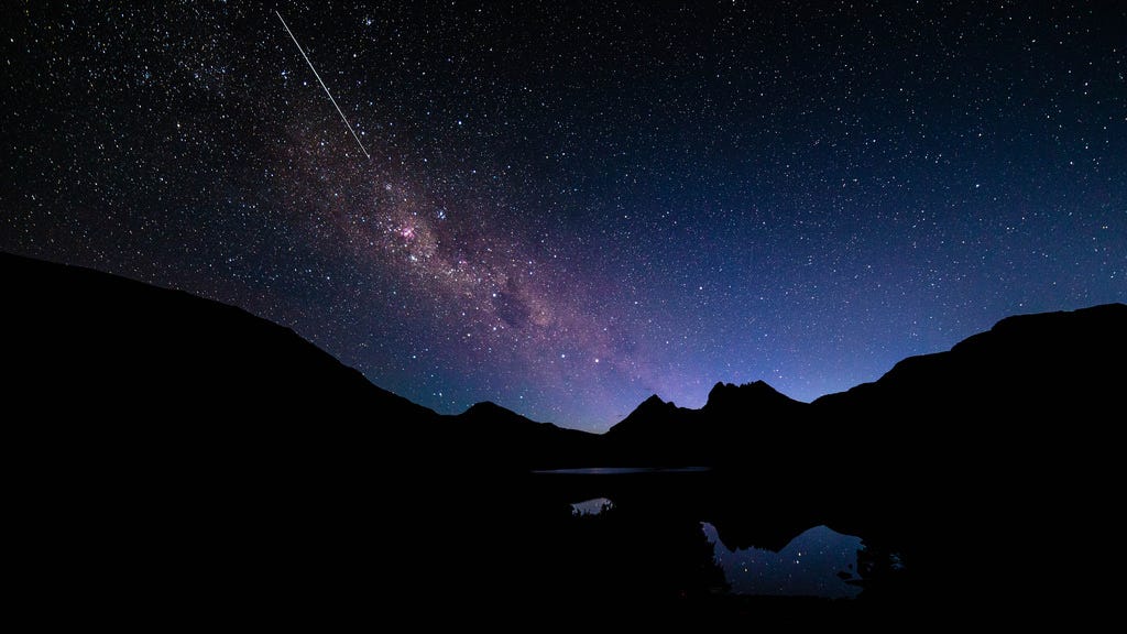 The story of stars. The stars twinkle in the dark night | by Yi-Jou ...