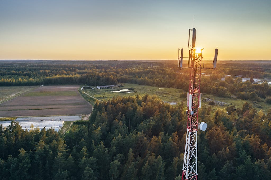 The Importance Of Cell Towers In Our Daily Lives Part I By APU Medium The Importance Of Cell Towers In Our Daily Lives Part I By APU Medium