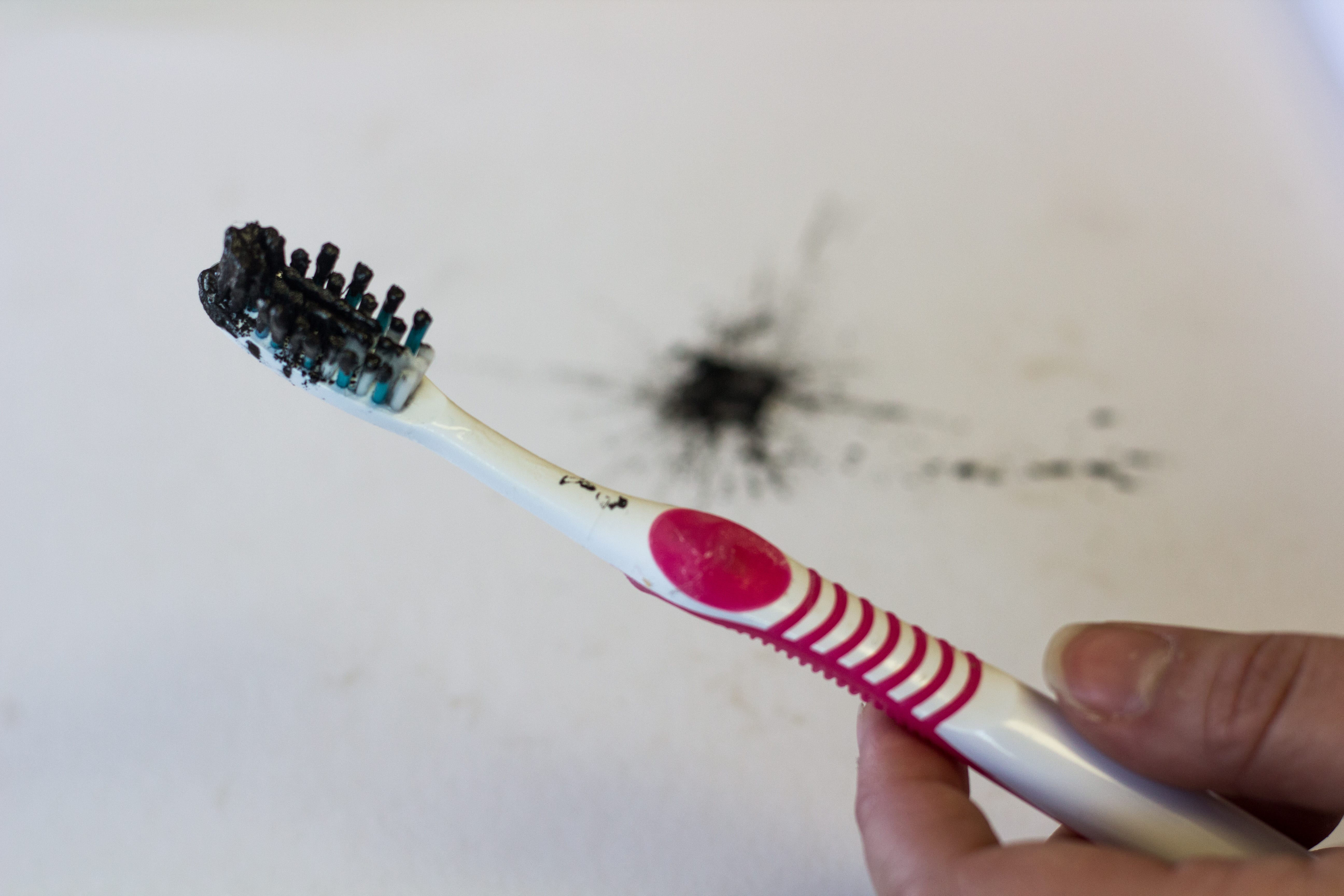 Inky Food and Instagram Feeds: Why People are Eating Activated Charcoal ...
