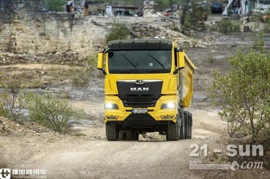 The new generation of MAN TGS, the off-road performance is still strong ...