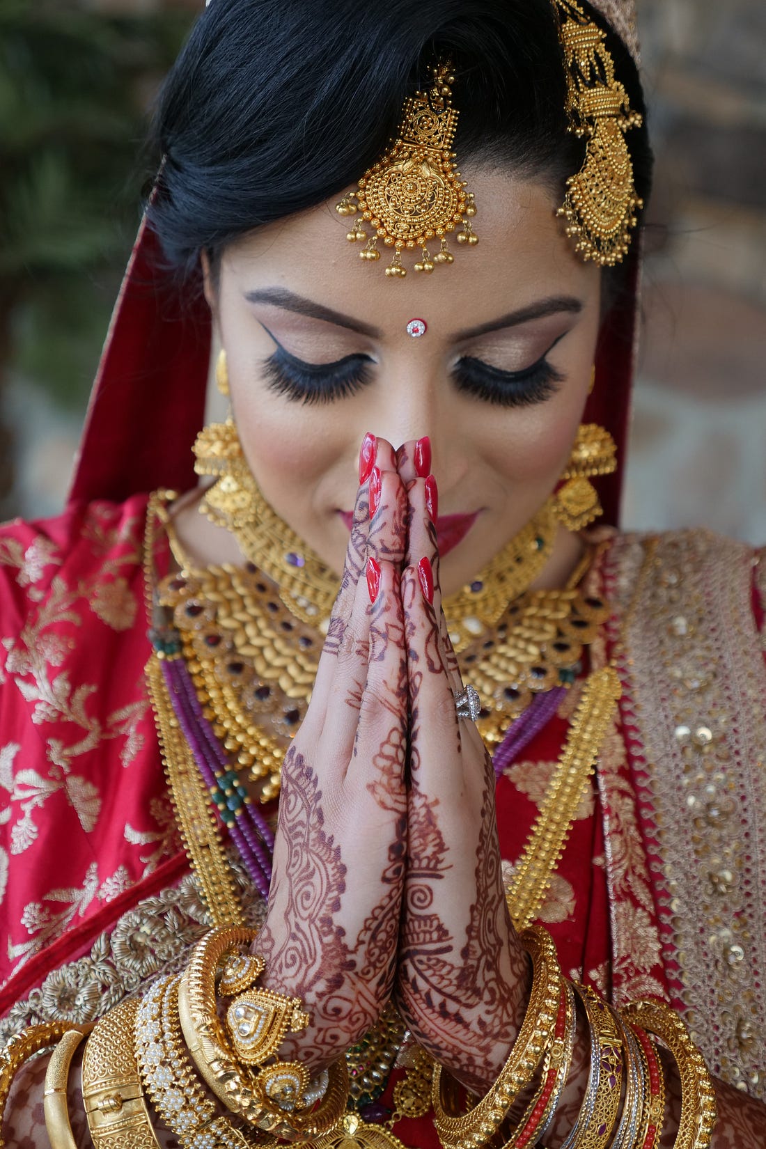 Life Of An Indian Girl At 22 How This Society Looks At Her By life-of-an-indian-girl-at-22-how-this-society-looks-at-her-by