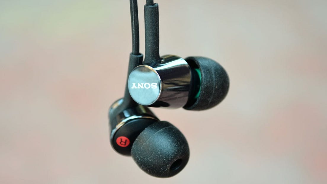 Top 10 Best Aiwa headphones for Music Lovers in 2020 | by Aiwa India ...