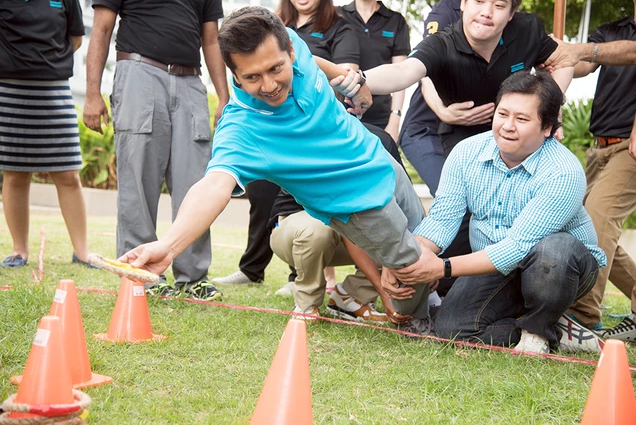 How Team Building Exercises are Helpful for Employees | by Rolf Graf ...