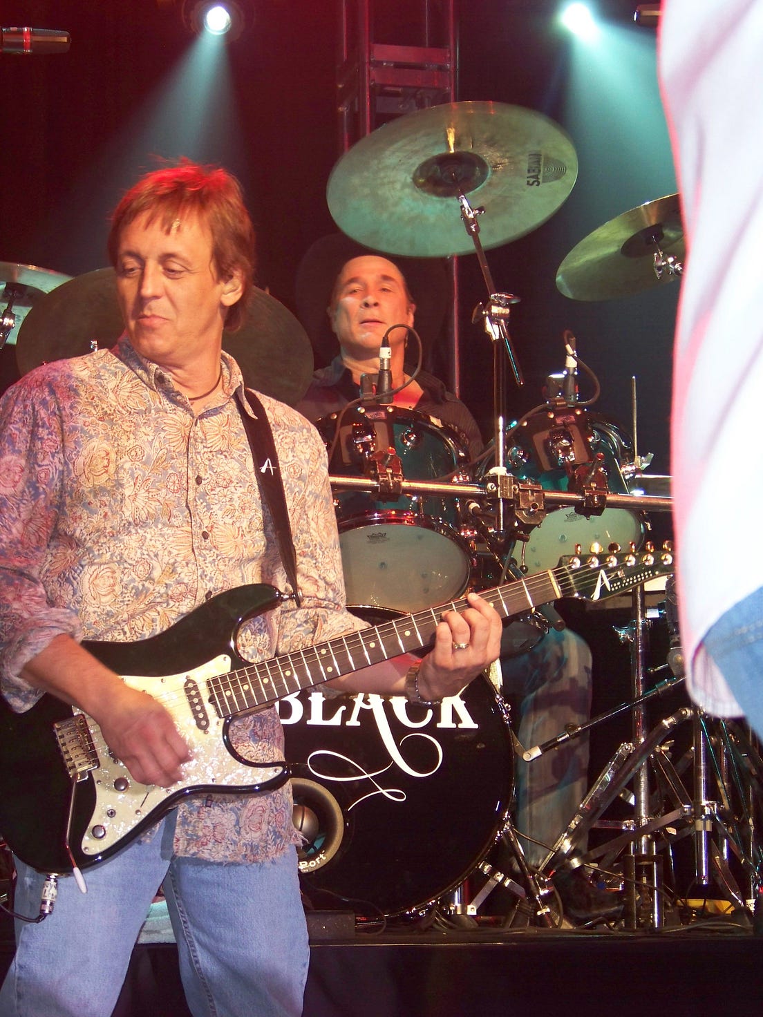 Straight from the factory with Clint Black’s guitar compadre Hayden ...