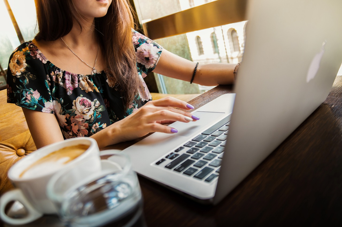 How Should A Student Find Alternate Ways To Make Money While In College How Should A Student Find Alternate Ways To Make Money While In College
