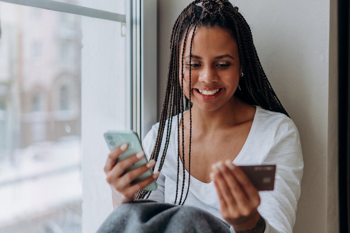 don-t-use-your-credit-card-to-pay-for-these-things-by-thea-english