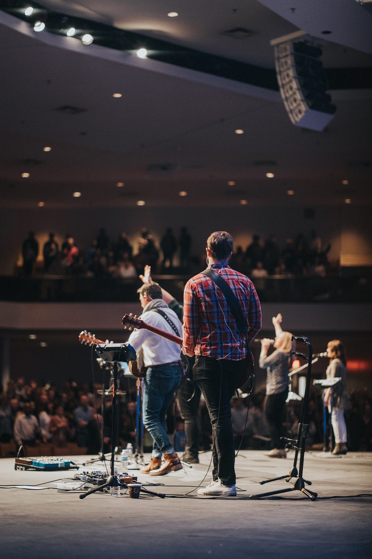 7 Worship Commands that Should Unite Generations | by John Bolin | CBU ...