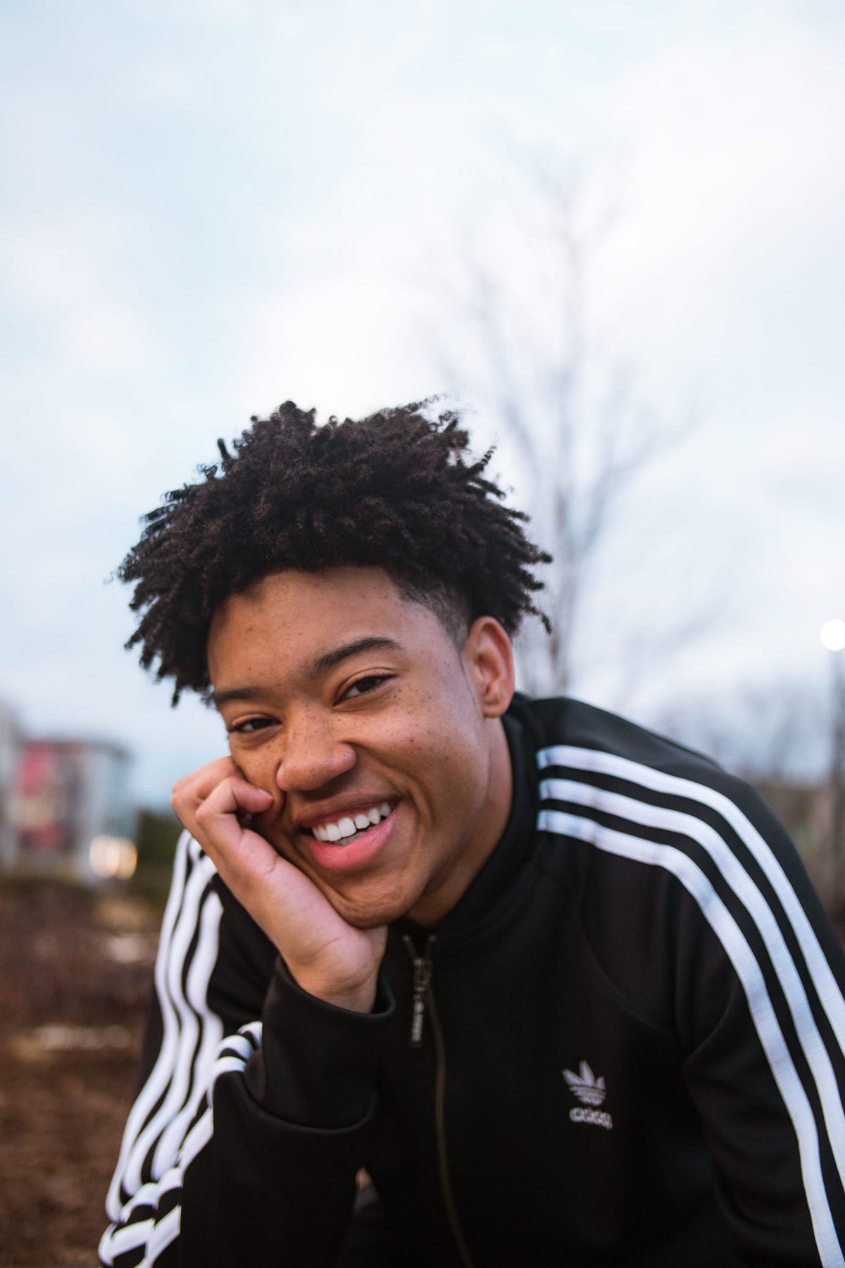 This Tik Tok Influencer Breaks Down The Pros And Cons Of Being An ...