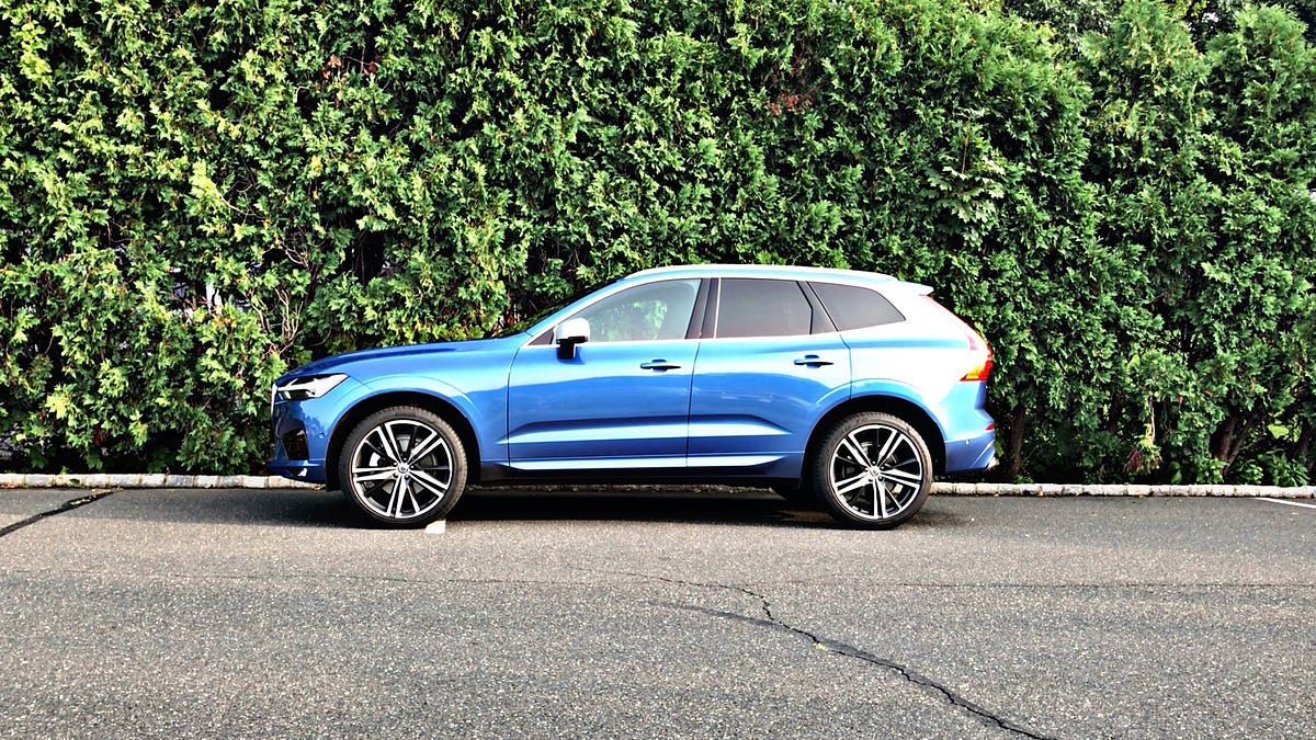 The 2018 Volvo XC60 R-Design: we review the good, the bad, & the ugly ...