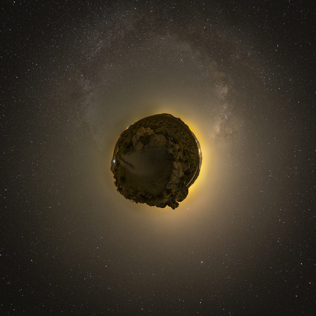 Planet Earth had a close encounter with a space rock the size of the ...