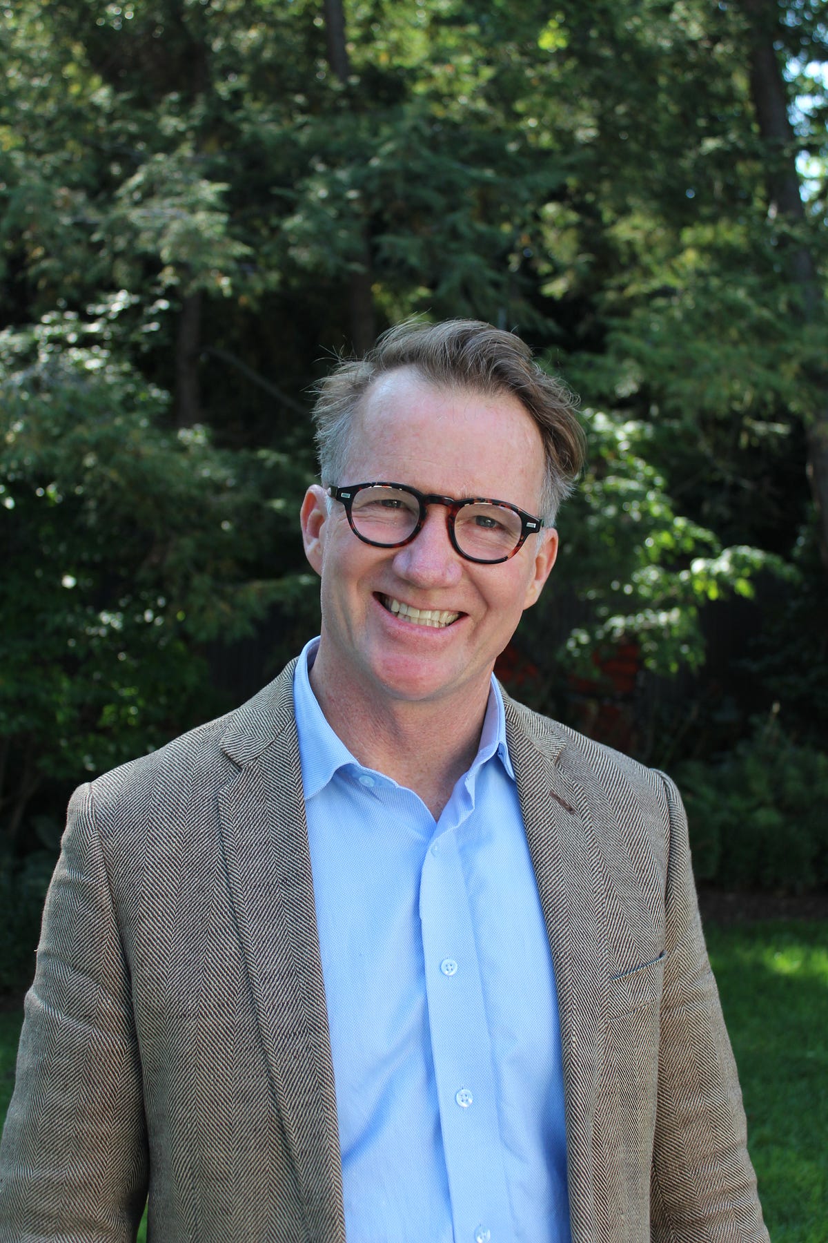 Dad shatters glass ceiling — becomes first male vice president of ... Dad shatters glass ceiling — becomes first male vice president of ...