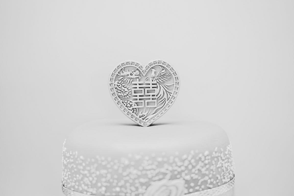 empty-handed-a-priceless-gift-by-kerstin-krause-an-idea-by