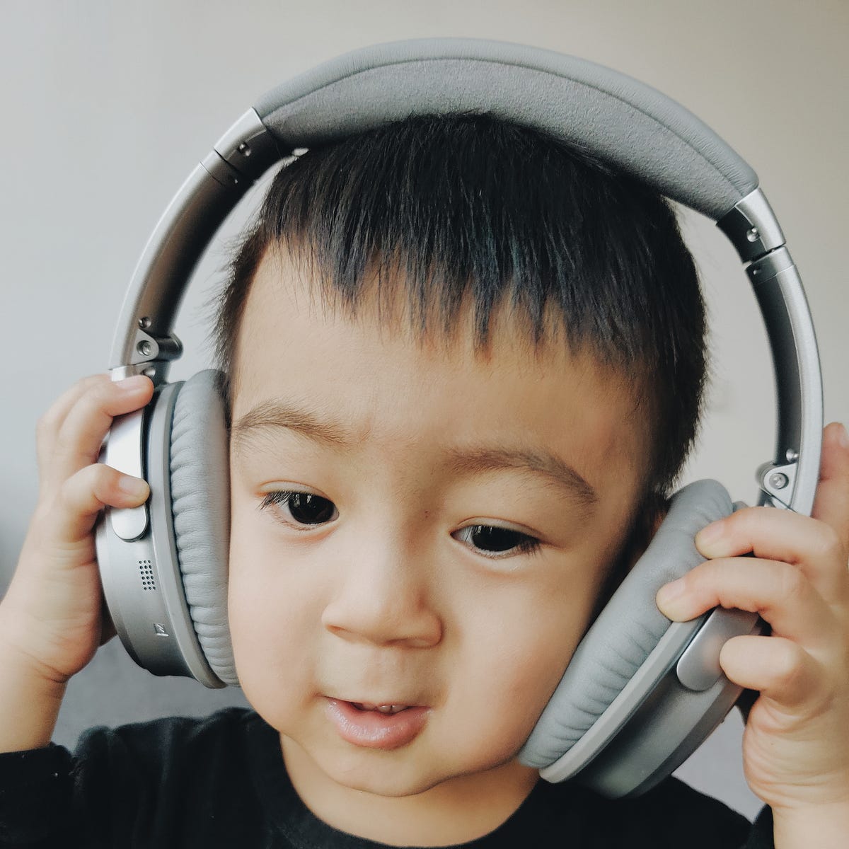 on-using-music-to-learn-a-language-by-nyse-vicente-medium