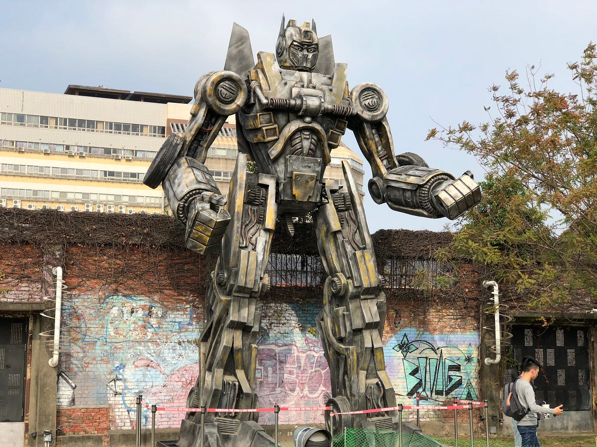 Exploring the BattleMechs from the BattleTech Master Unit List using ...