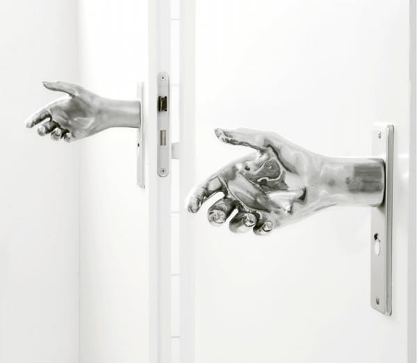 7 Desain Handle Pintu Unik. “The door handle is the handshake of… | by ...