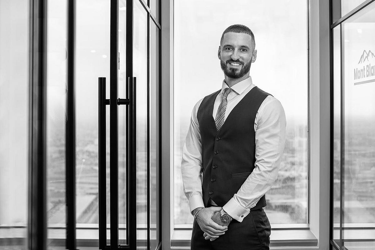 Meet the Monkeys: Christopher Moynes, The Strategic Monkey | by Drunken ...