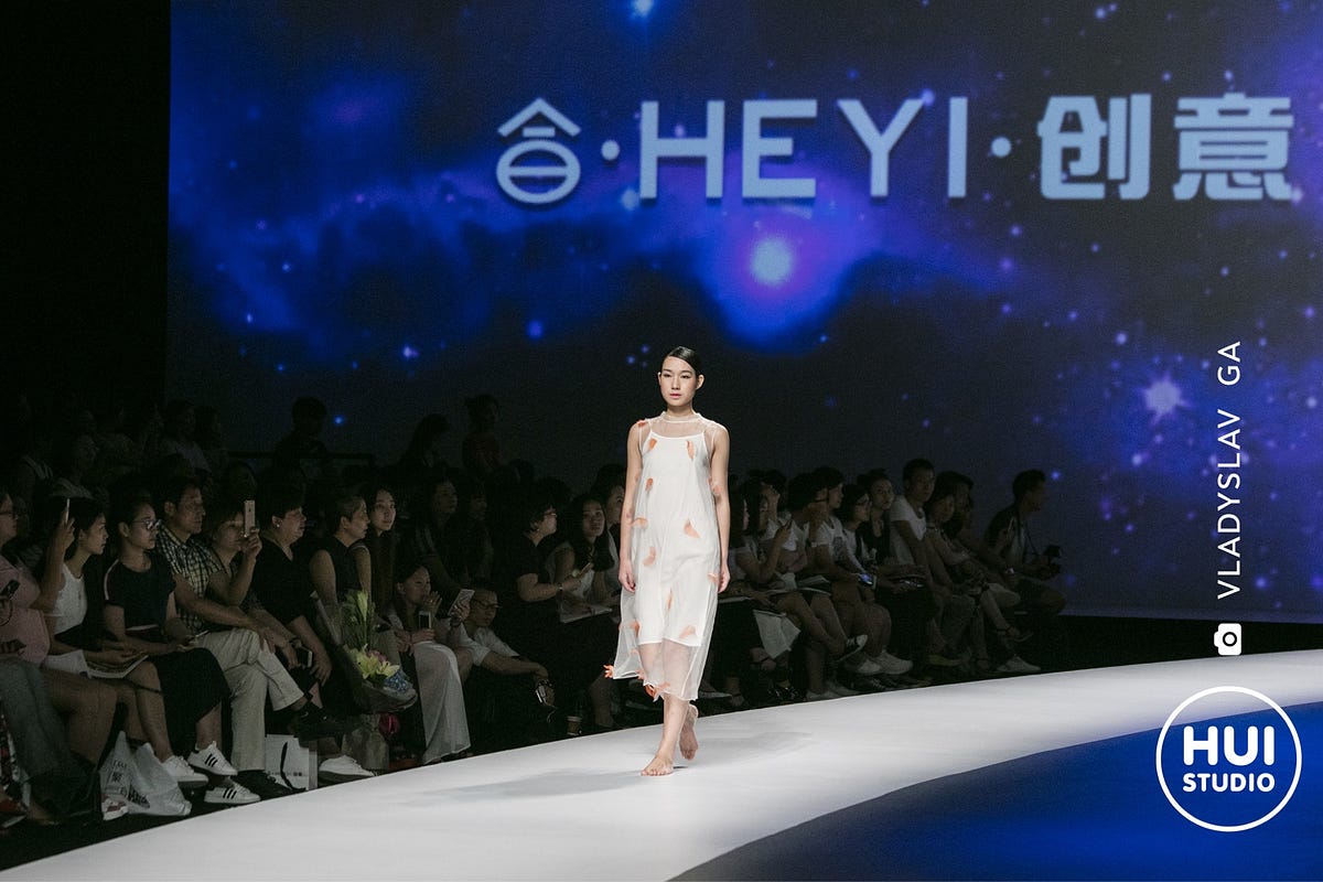 Lack of shoes on models, does not distract from the more important ...