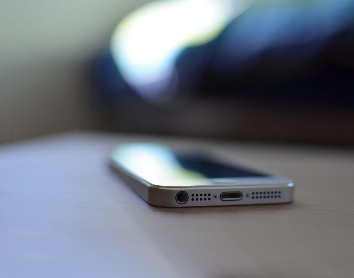 iPhone, phone home. A concept that makes it easier for a… | by Dana ...