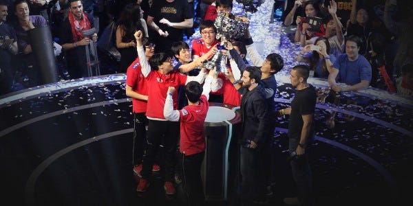 The long journey to success: Chinese LoL teams | by More Legends | Medium