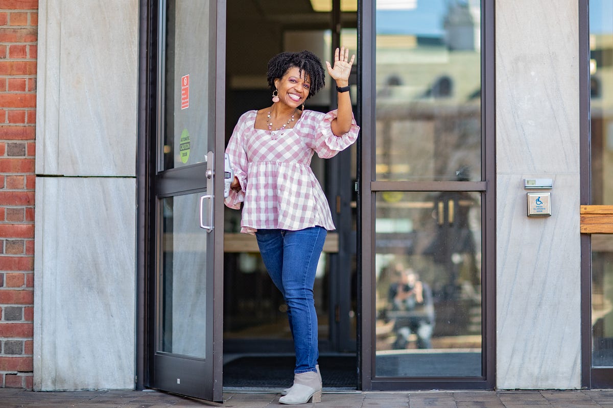 SIGCHI Communications: Come on in the Front Door | by Tamara Lynnette ...