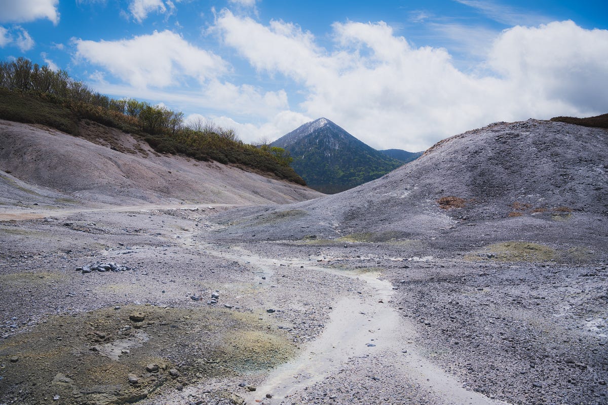 恐山 / Osorezan, Aomori. Osorezan (Mt. Osore) is an active… | by Takahiro ...